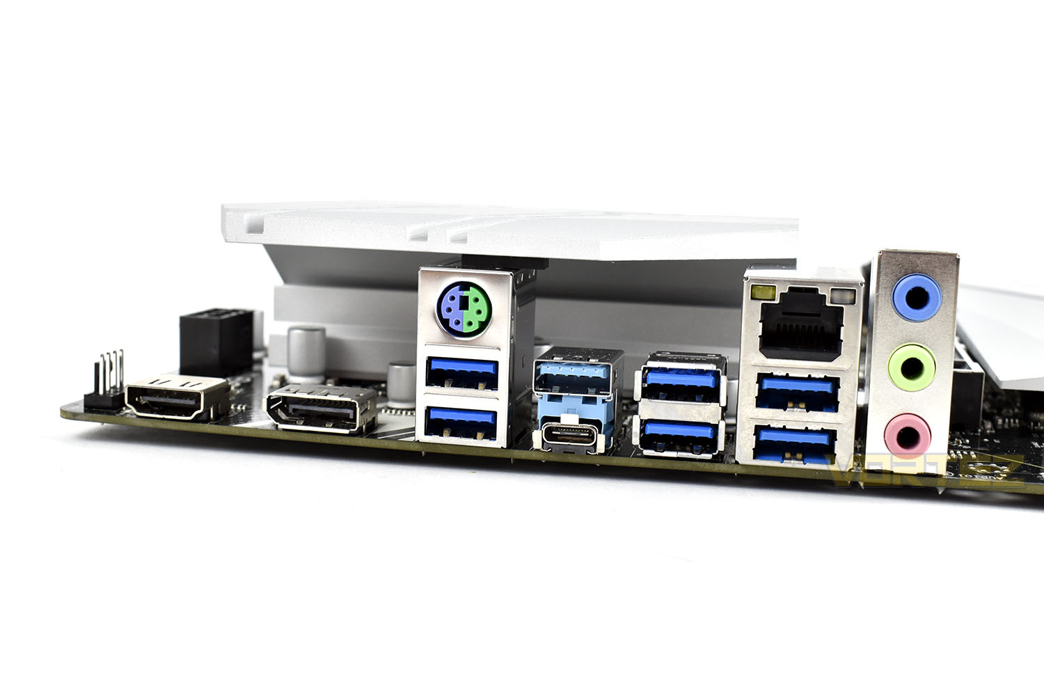 ASRock X570M Pro4 Review - asrock_x570m_pro4_rear_io.jpg